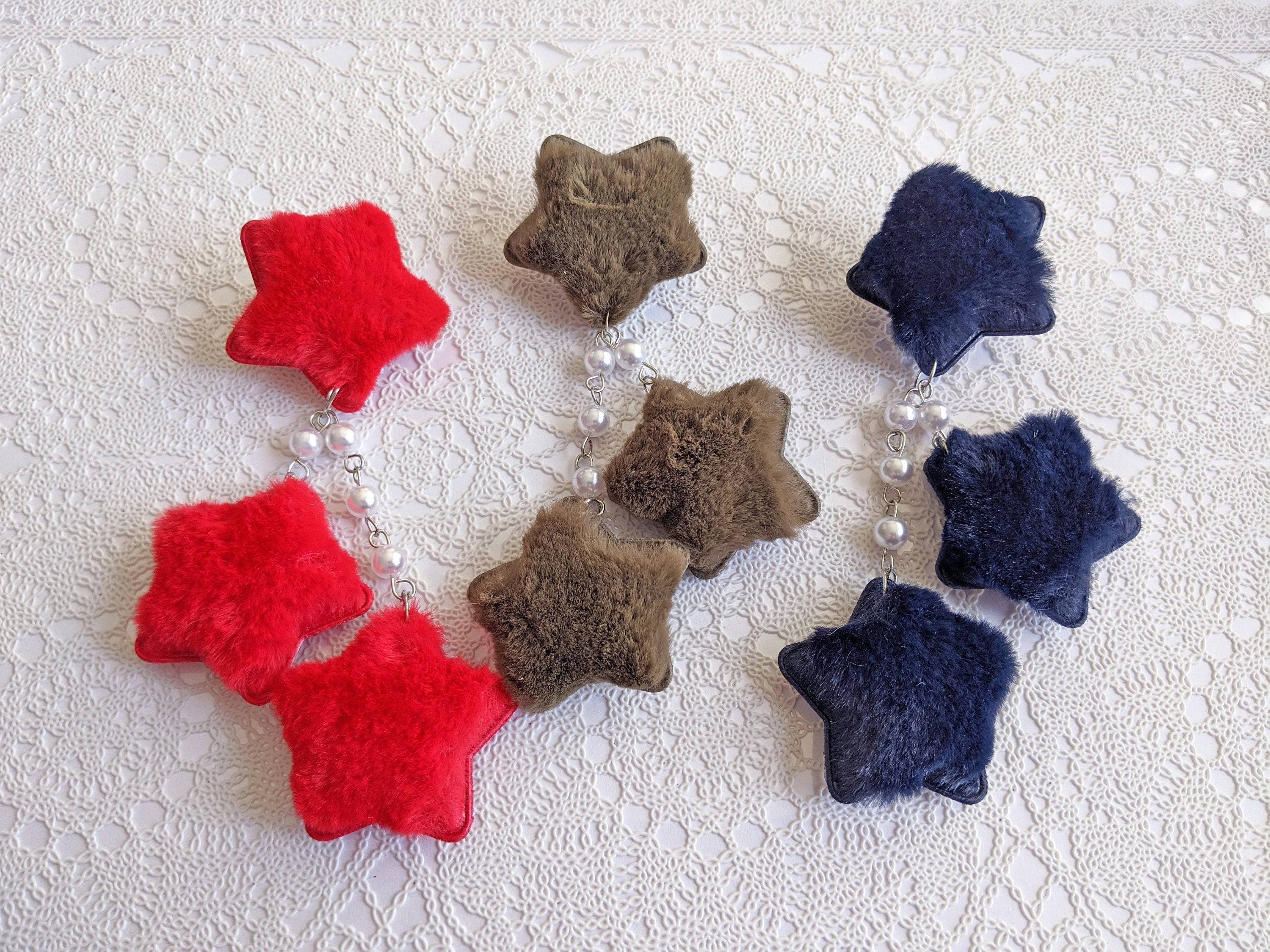 2-Way Fuzzy Star Clips (3 Colors) – Lolita Collective